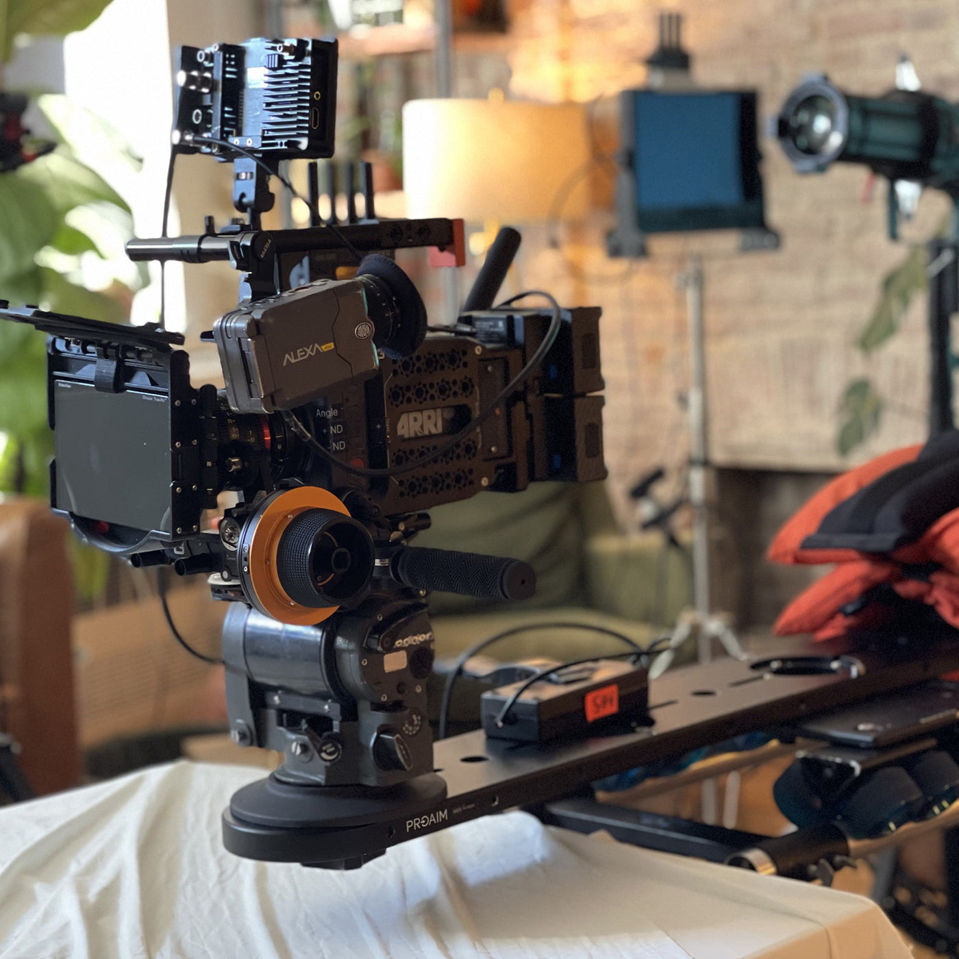 Proaim Zyline Camera Offset Arm with Mitchell Mounts — Business.proaim.be